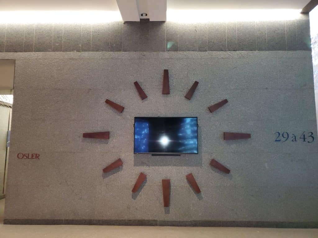 Télévision murale | Grand Montréal | Commerciale